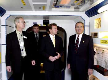 Canadian Space Agency and MDA Sign Contract to Define Mission to Mars ...