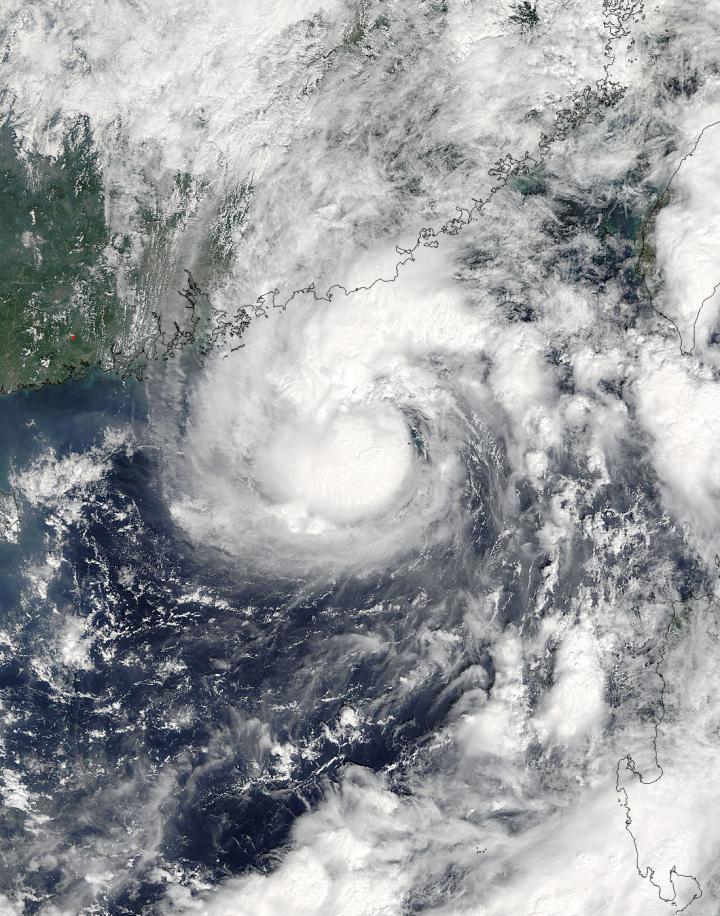 NASA Sees Tropical Storm Aere Drifting In The South China Sea SpaceRef NASA Sees Tropical Storm Aere Drifting In The South China Sea SpaceRef