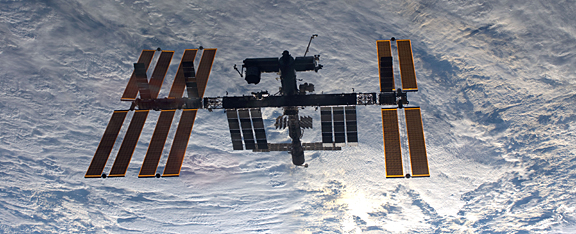 The First Six-Person International Space Station Crew - SpaceRef