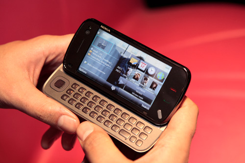 Nokia Launches N97 Wants to Dominate iPhone - SpaceRef