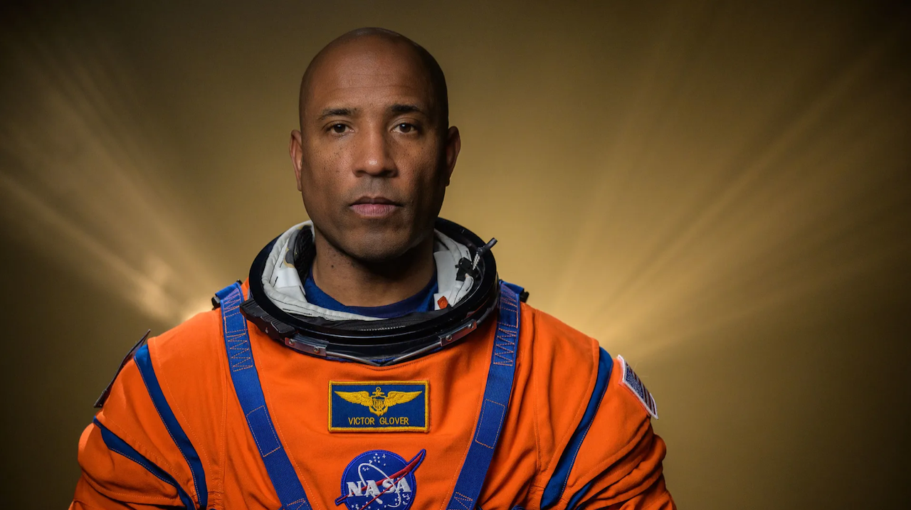 Audaces Fortuna Juvat Victor Glover - NASA Watch